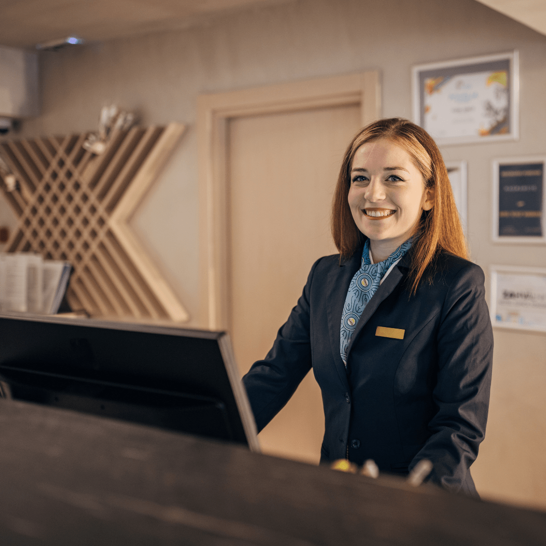 5 Keterampilan Penting dalam Industri Perhotelan – ISTUDENTPLUS